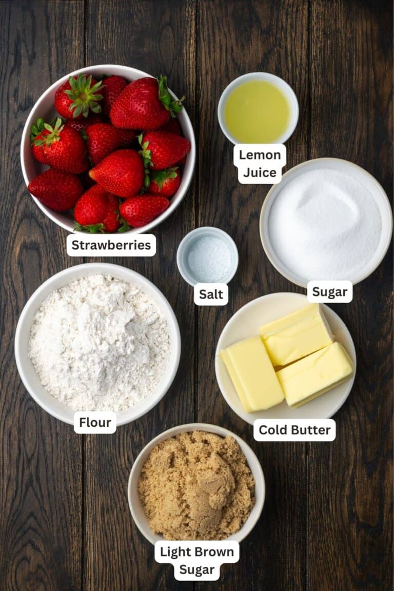 Strawberry Cobbler (Easy & Juicy!) | Cookies & Cups