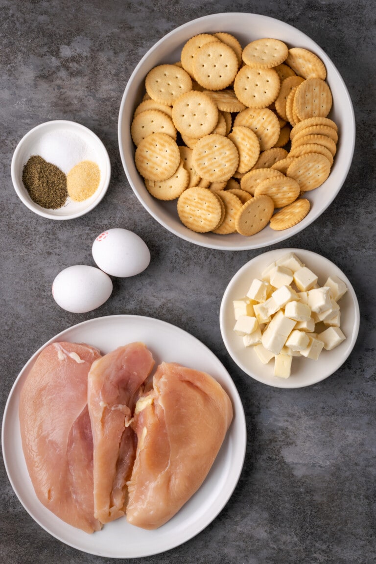 Crispy Ritz Cracker Chicken | Cookies and Cups