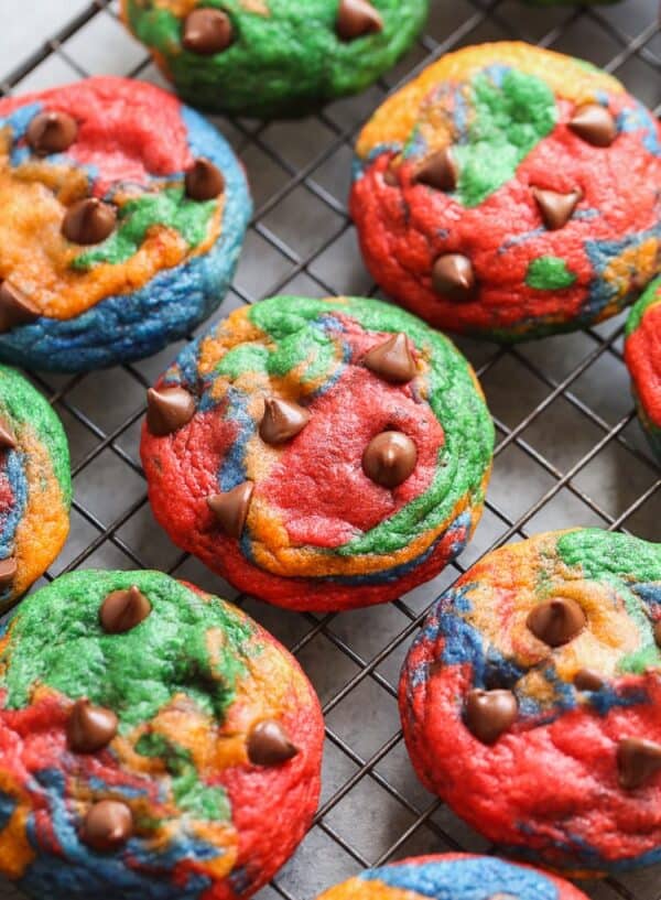 Rainbow Chocolate Chip Cookies | An Easy Rainbow Cookie Recipe