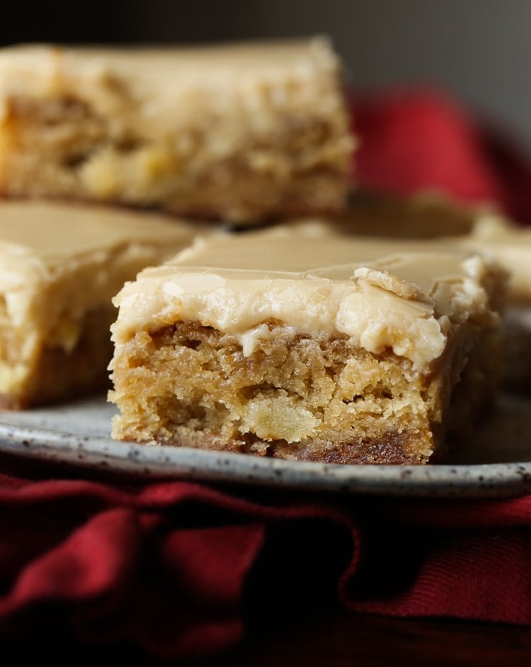 Apple Toffee Blondies with Brown Sugar Frosting | Cookies and Cups