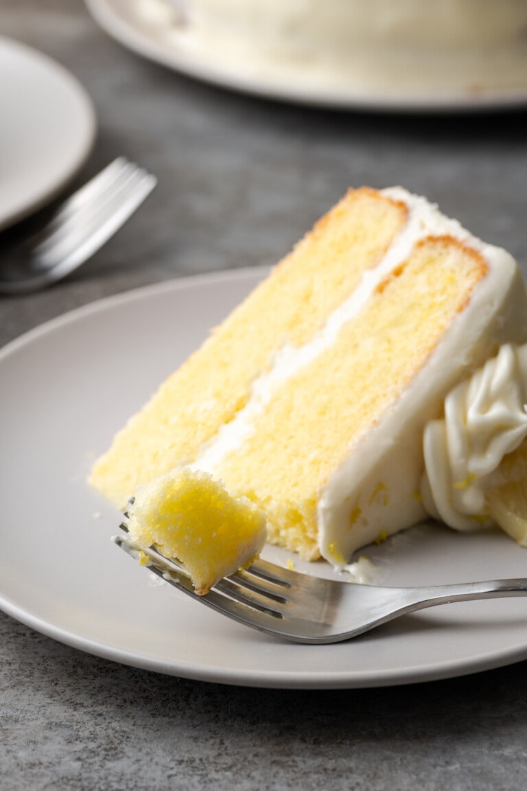 Easy Lemonade Cake | Cookies and Cups