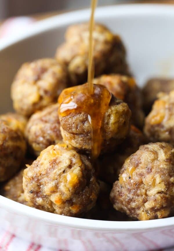 Easy Breakfast Meatballs | Cookies and Cups