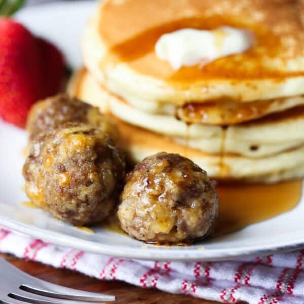 Easy Breakfast Meatballs | Cookies and Cups