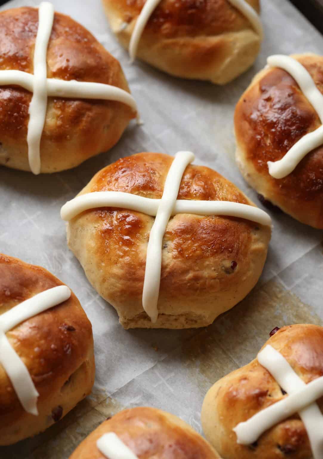 Easy Hot Cross Buns - A Classic Easter Recipe | Cookies and Cups