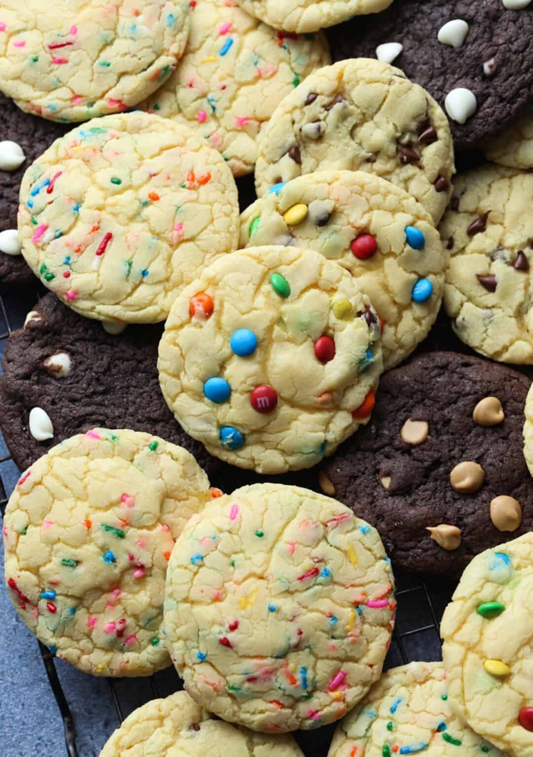 Chewy Pecan Supreme Cookies - Cookies and Cups