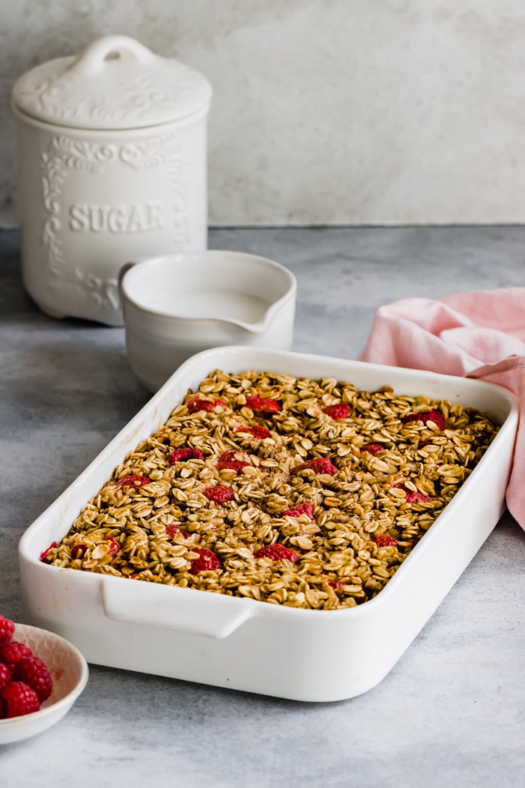 Raspberry Baked Oatmeal Recipe | Cookies & Cups