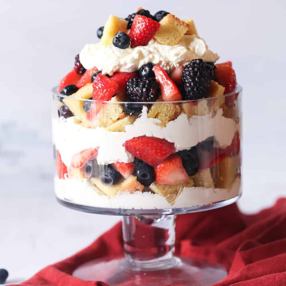 Easy Berry Pound Cake Trifle Recipe | Cookies & Cups