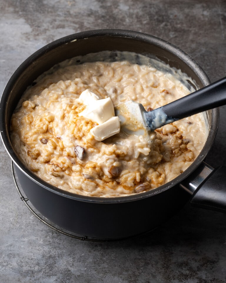 Easy and Creamy Rice Pudding | Cookies and Cups