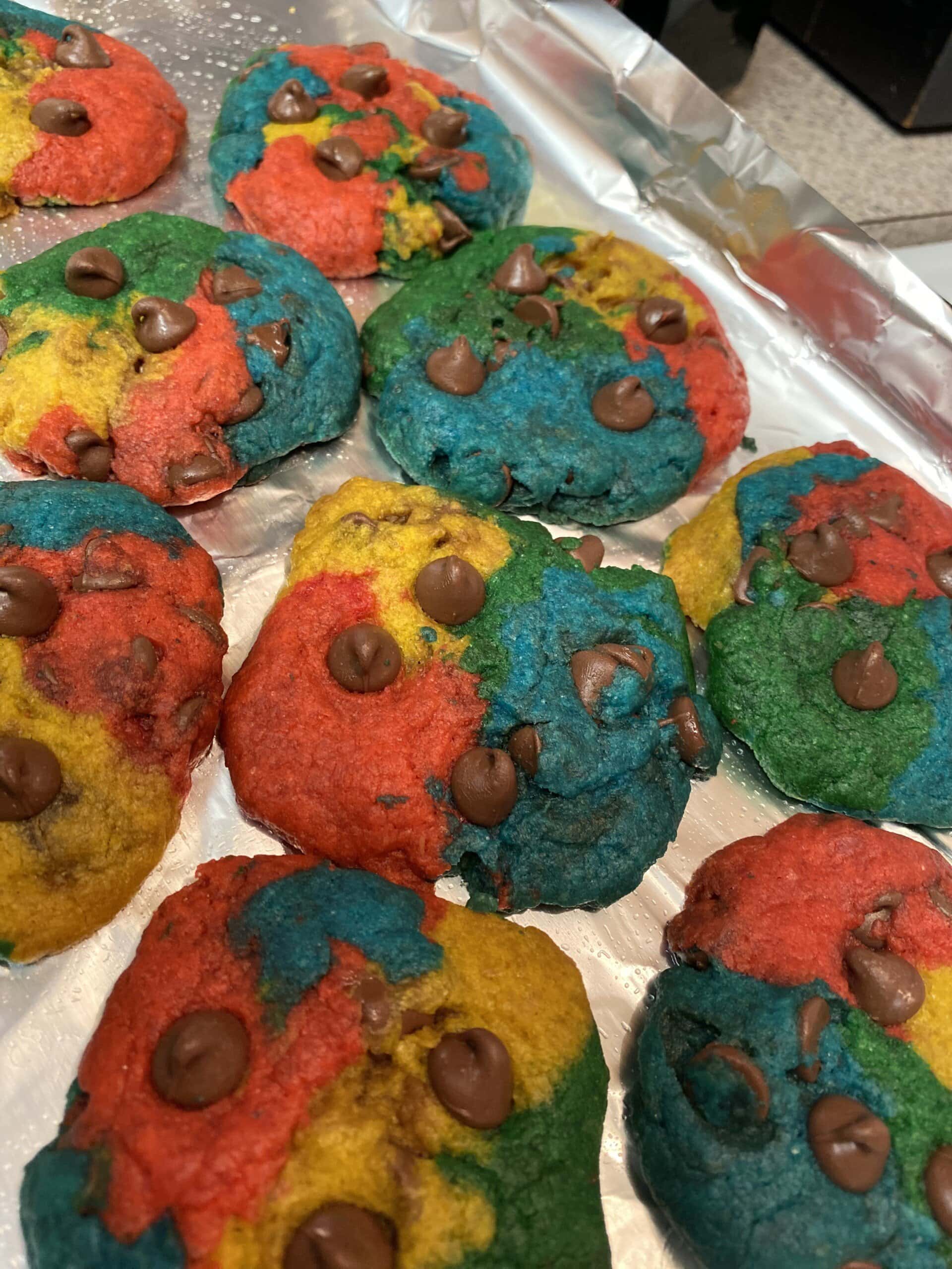 Rainbow Chocolate Chip Cookies | An Easy Rainbow Cookie Recipe