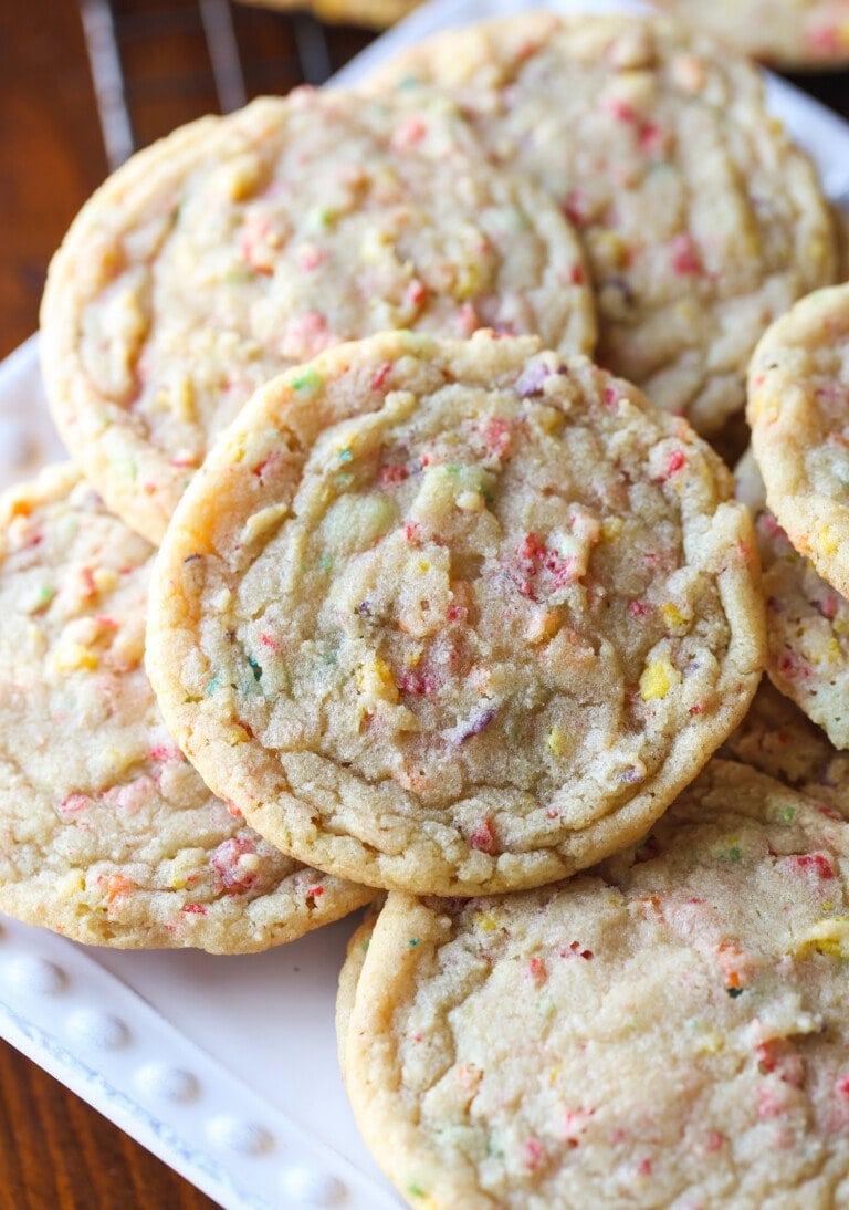 Fruity Pebbles Sugar Cookies Recipe - Cookies and Cups