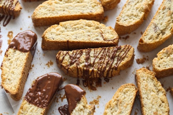 Classic Biscotti Recipe | Cookies and Cups