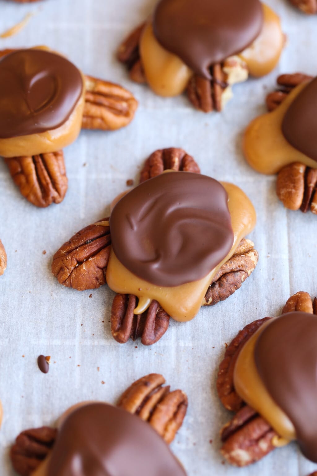 The BEST Homemade Turtles Candy | Cookies and Cups