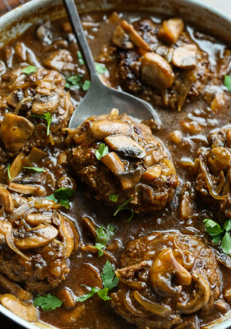 Easy Salisbury Steak - Cookies and Cups