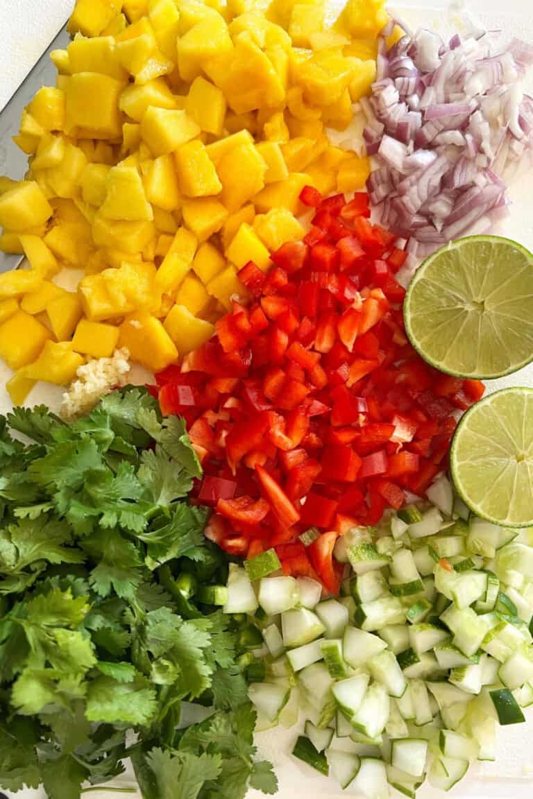 Mango Salsa Recipe (Quick And Easy) - Cookies and Cups