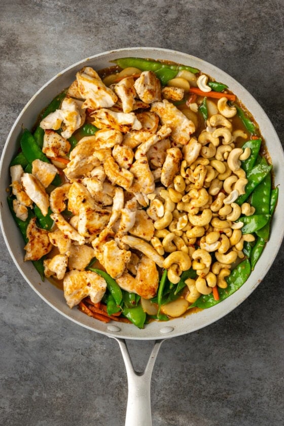 Easy Cashew Chicken | Cookies and Cups