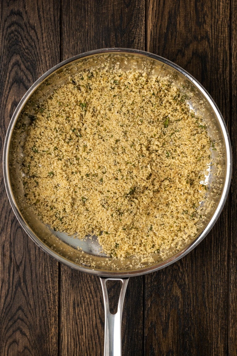 Garlic Bread Pasta | Cookies and Cups