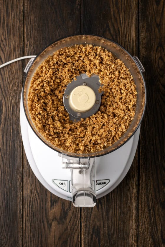 Pecan Crusted Chicken Tenders | Cookies and Cups