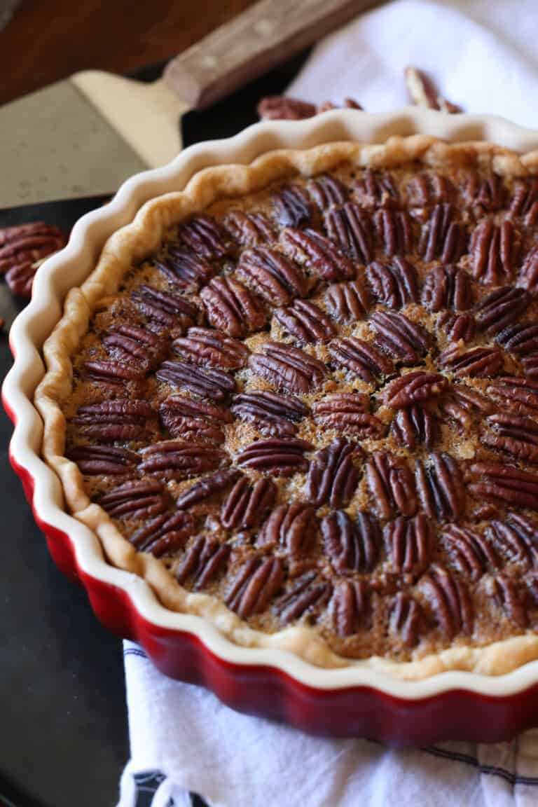 Maple Pecan Tart Recipe - Cookies and Cups