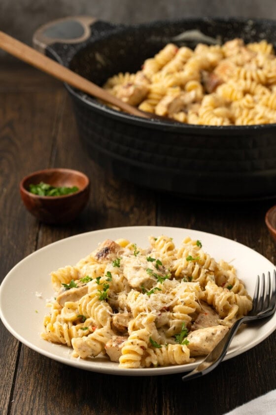 Garlic Parmesan Chicken Pasta | Cookies and Cups - ProductHubSpot