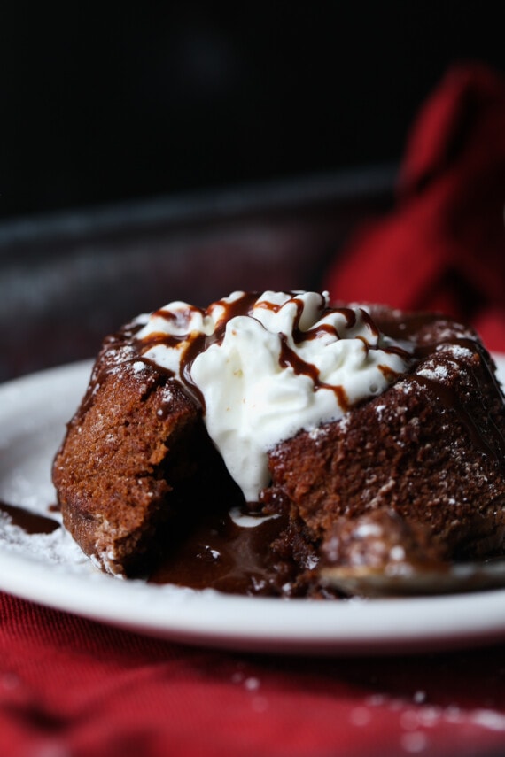 Easy Chocolate Lava Cakes Recipe | Cookies and Cups