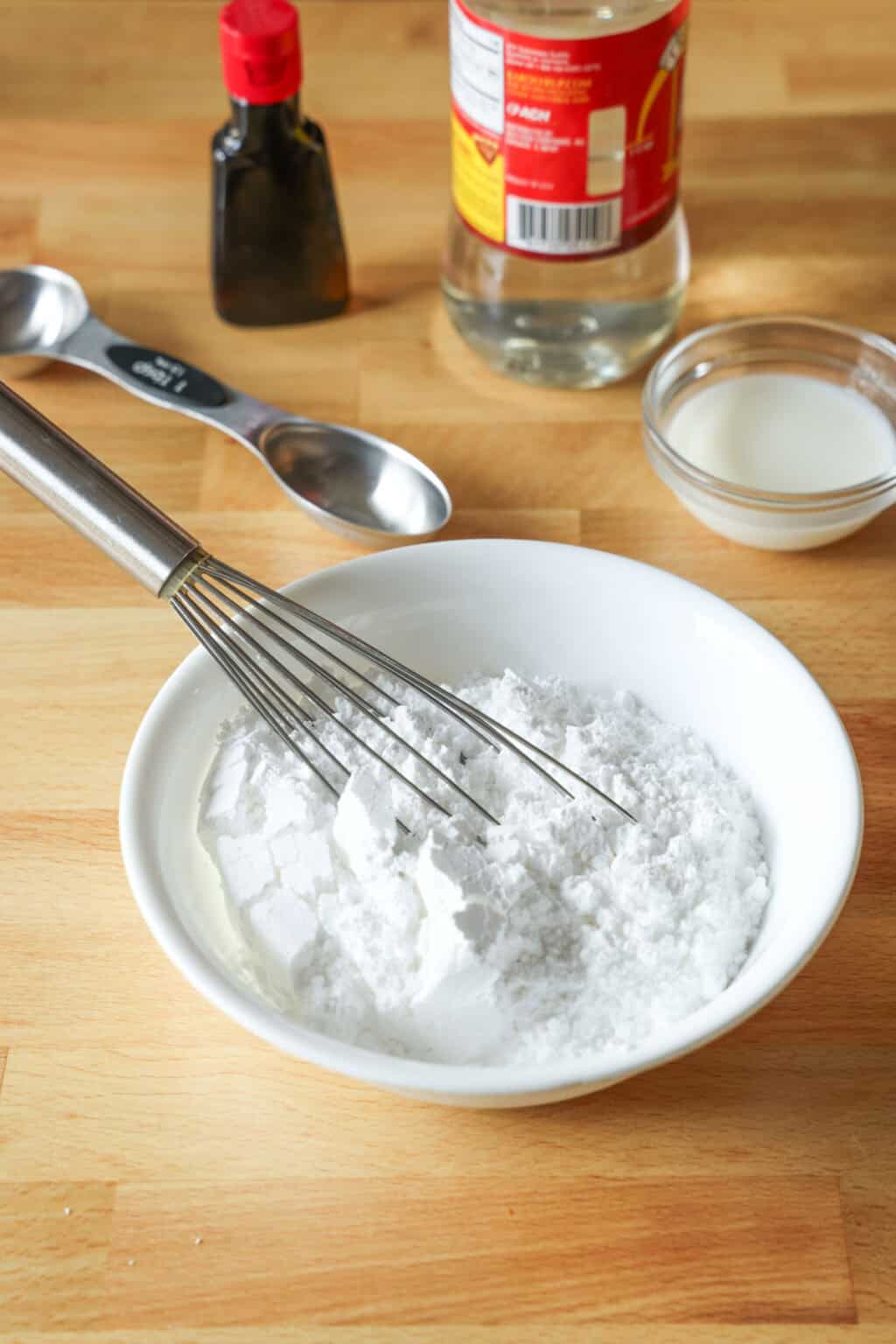Easy Sugar Cookie Icing Recipe | Cookies and Cups