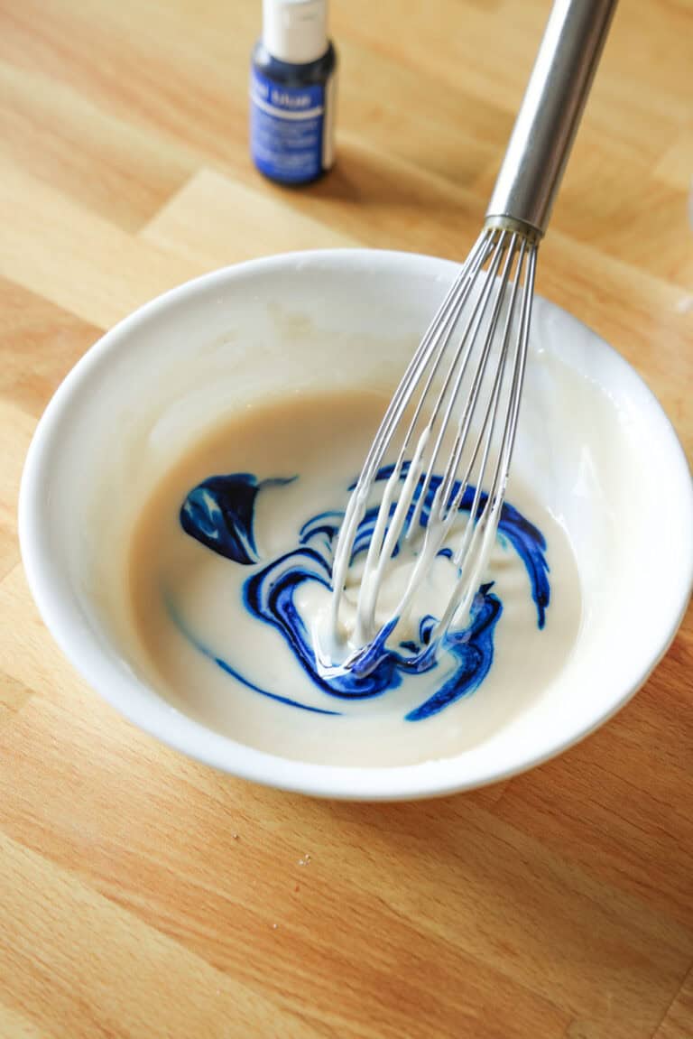 Easy Sugar Cookie Icing Recipe | Cookies and Cups